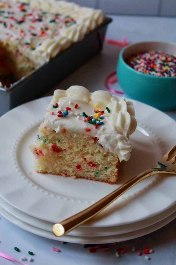 Easy Sprinkle Sheet Cake | epicuricloud (Tina Verrelli)