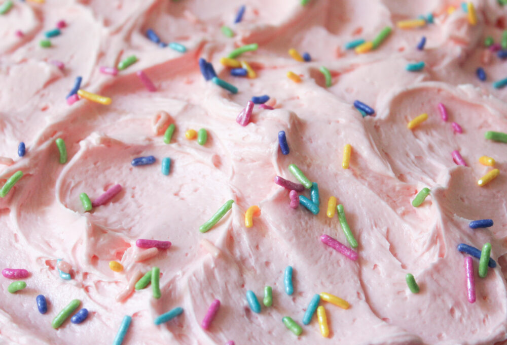 How to Make: Less Sweet American Buttercream Frosting – Smooth, Creamy ...